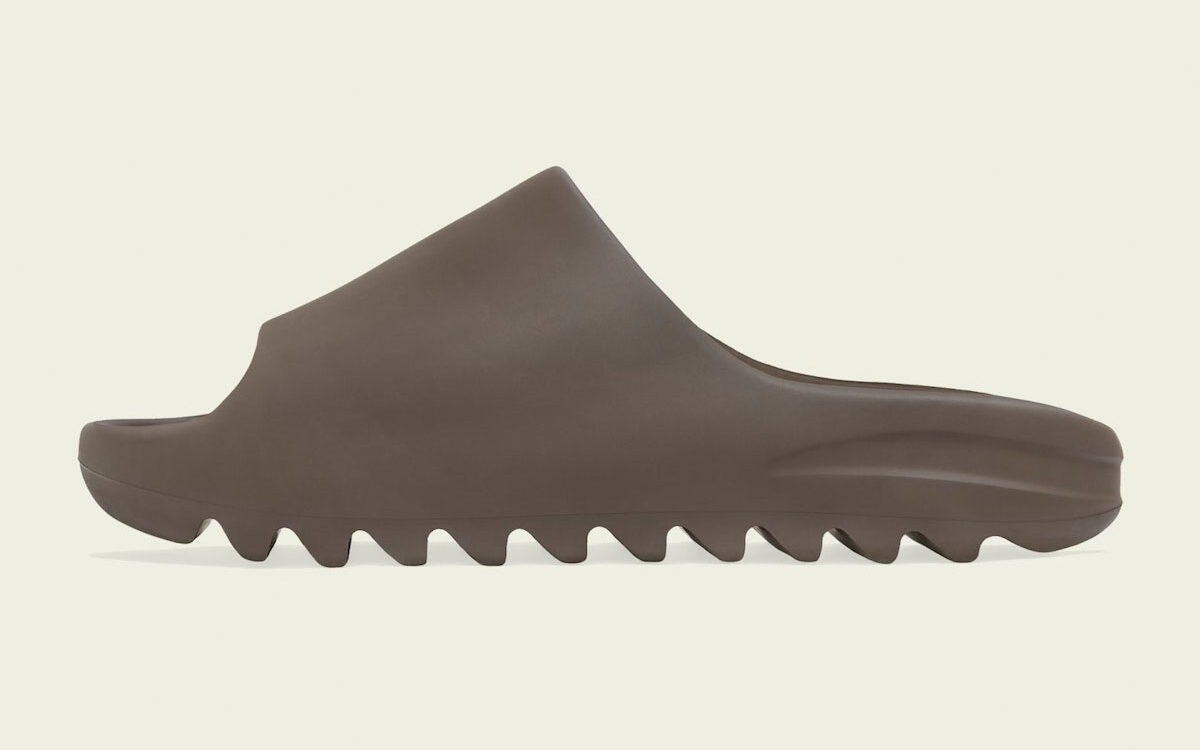 Adidas Yeezy Slides 'Pure' 2021 Re-Release - DELTITECH